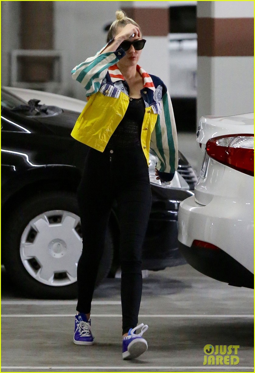 Miley Cyrus Steps Out After Being Named MTV VMAs 2015 Host!: Photo ...