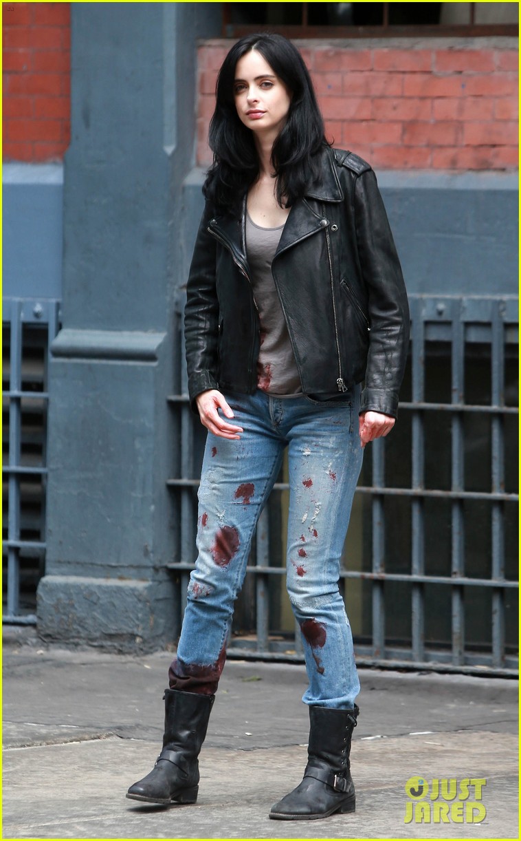 Krysten Ritter Gets Bloody for 'Jessica Jones' Filming in NYC: Photo 3411342 | Krysten Ritter ...