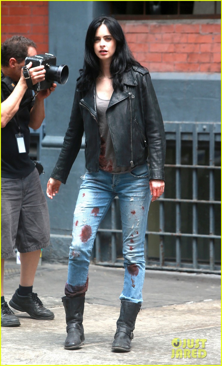 Krysten Ritter Gets Bloody for 'Jessica Jones' Filming in NYC: Photo 3411351 | Krysten Ritter ...