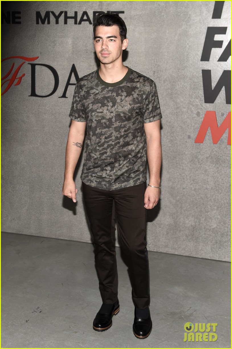 Gabrielle Union & Dwyane Wade Kick Off New York Men's Fashion Week with ...