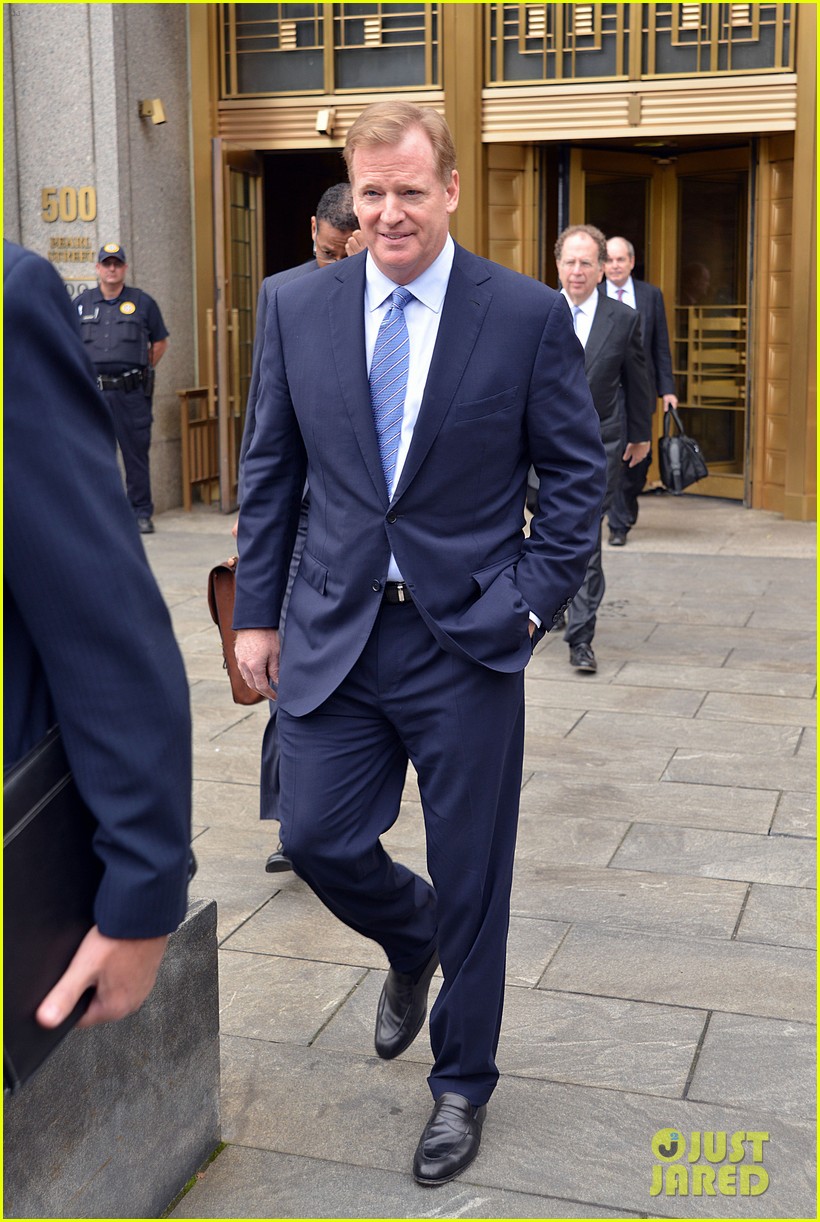 Tom Brady Goes Back to Court for Deflategate: Photo 3449919 | Tom Brady ...
