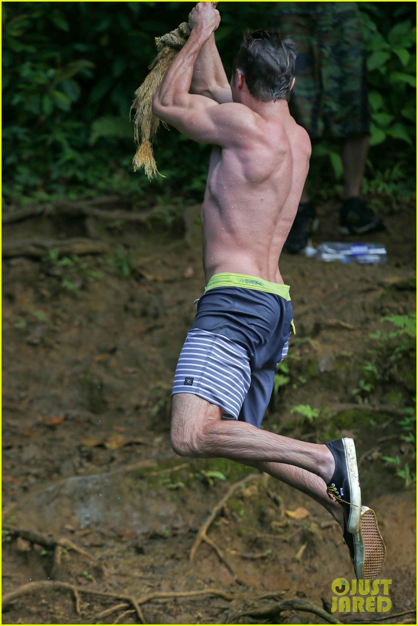 Zac Efron Confirmed for 'Baywatch' Movie, Will Be Rated 'R'!: Photo ...