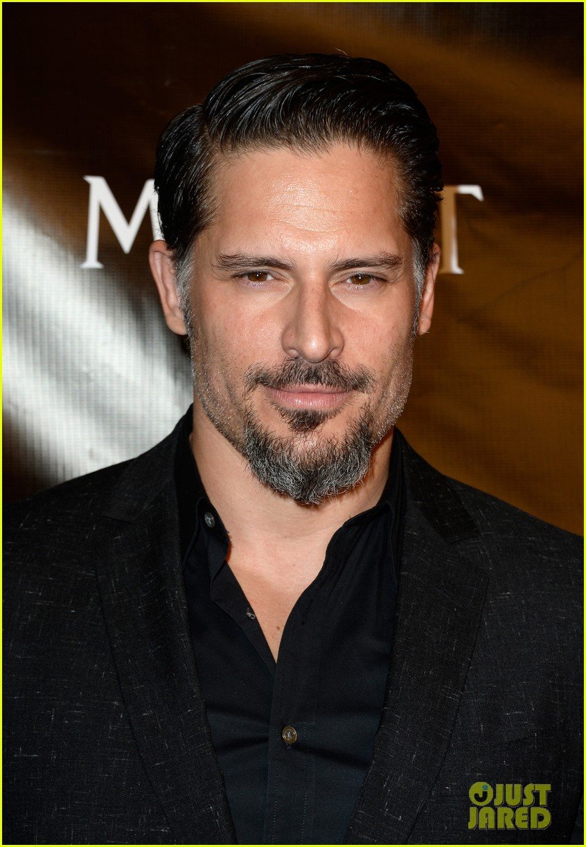 Jon Hamm & Bryan Cranston Suit Up for HFPA Event!: Photo 3438225 ...