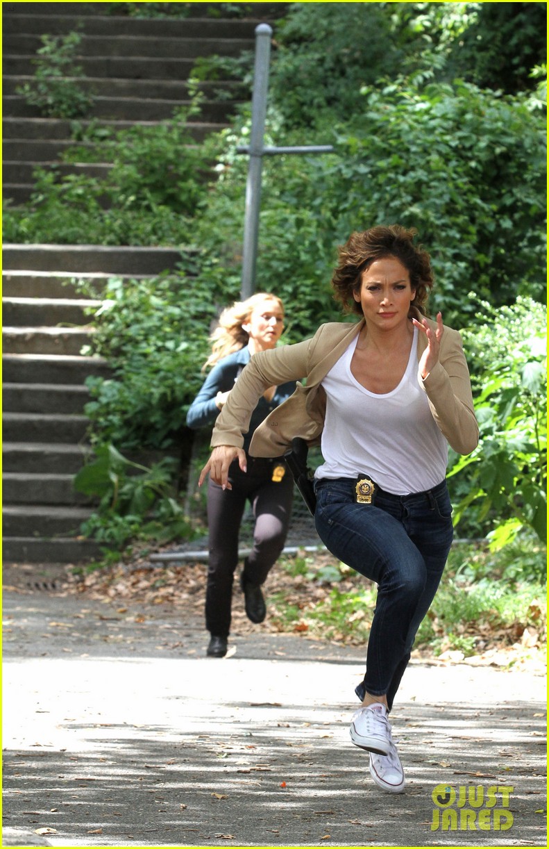 Jennifer Lopez Arrests Someone for 'Shades of Blue' Filming: Photo ...