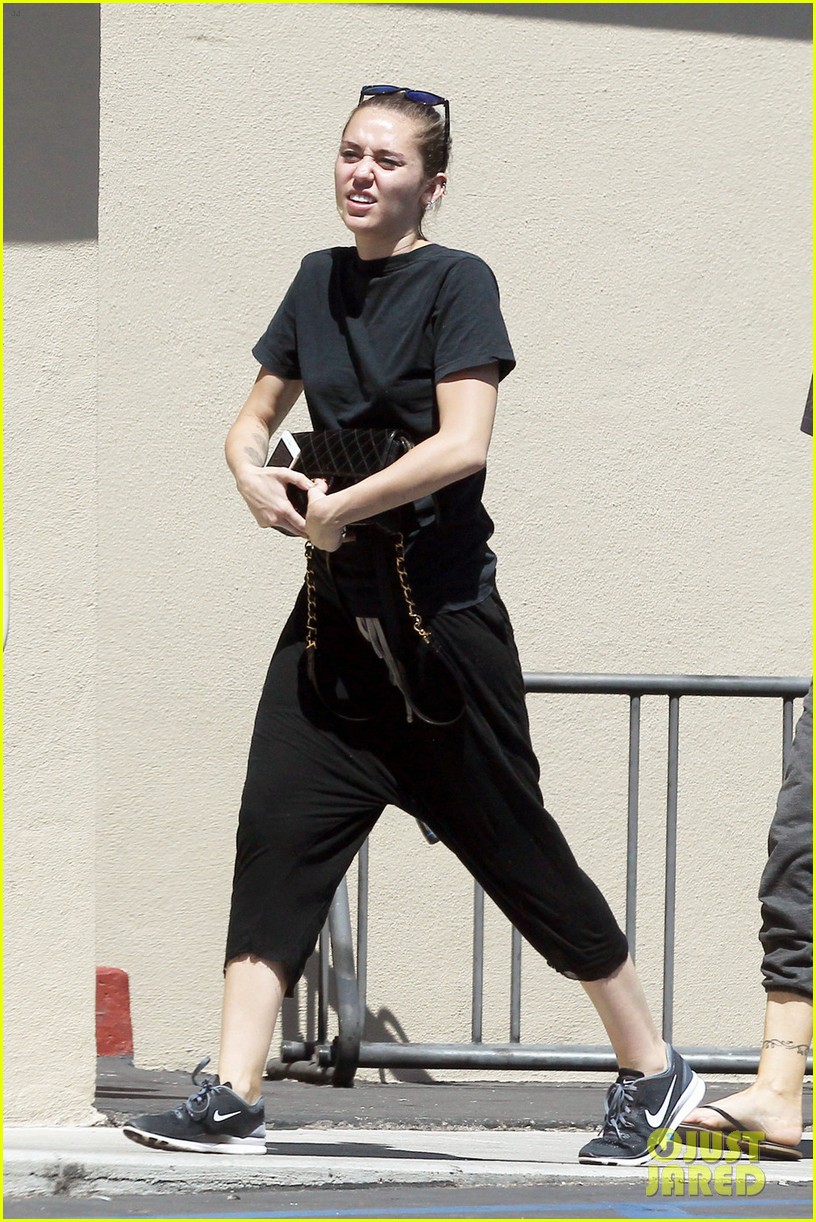 Miley Cyrus' Latest MTV VMAs 2015 Promo Is Amazing - Watch Now!: Photo ...