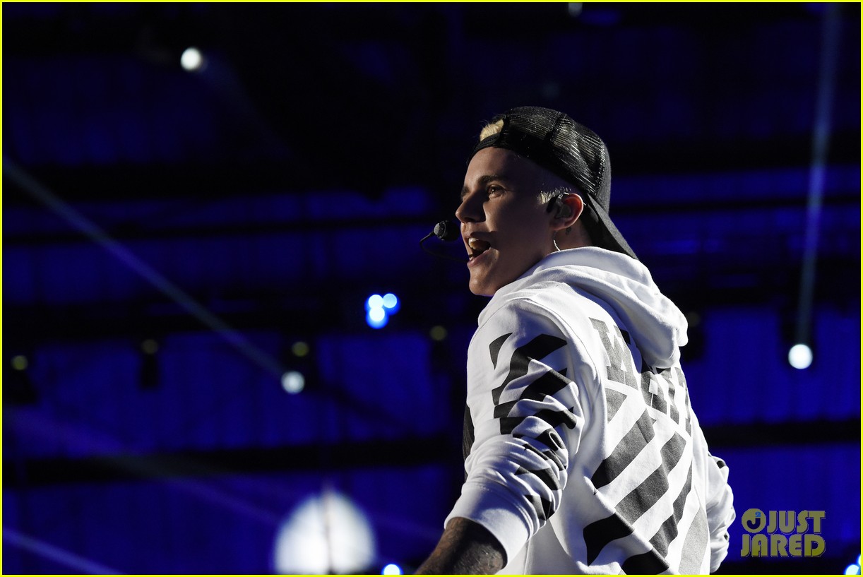 Justin Bieber Brings 'What Do You Mean?' To The Think It Up Initiative ...