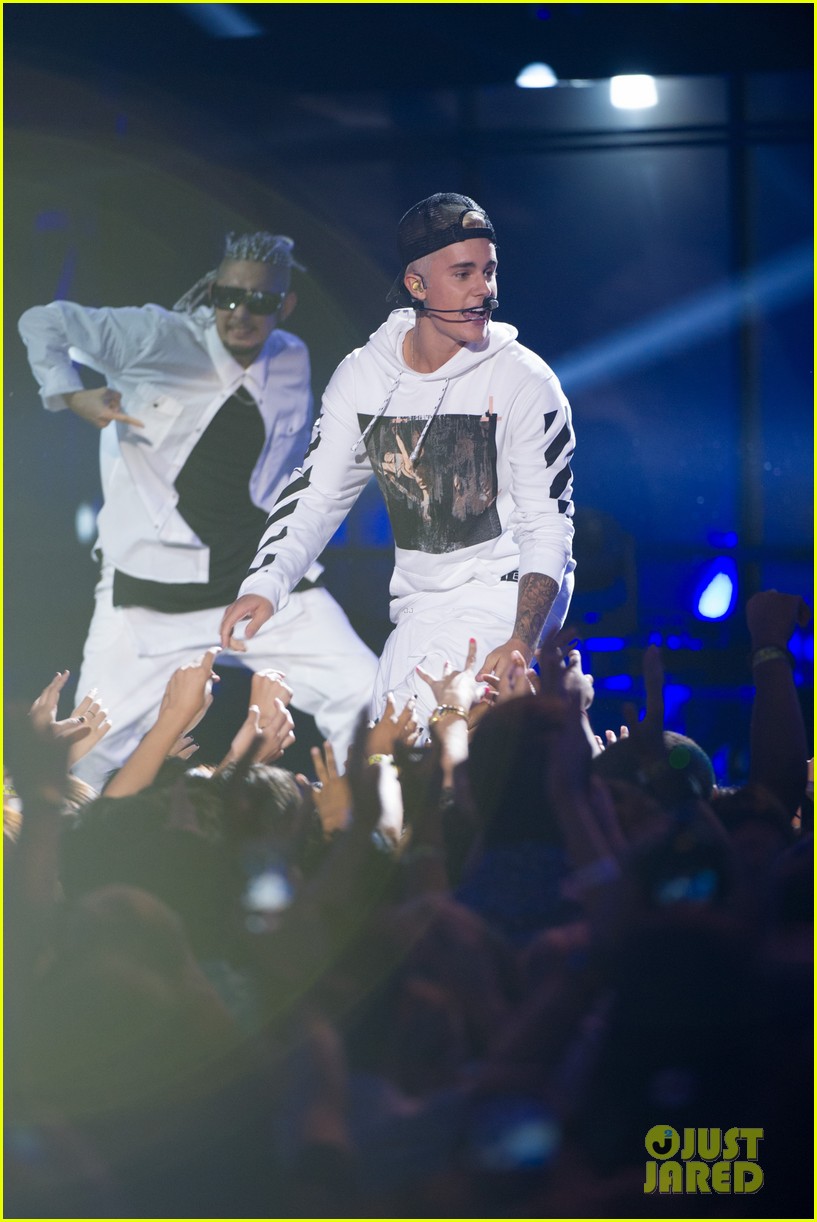 Justin Bieber Brings 'What Do You Mean?' To The Think It Up Initiative ...