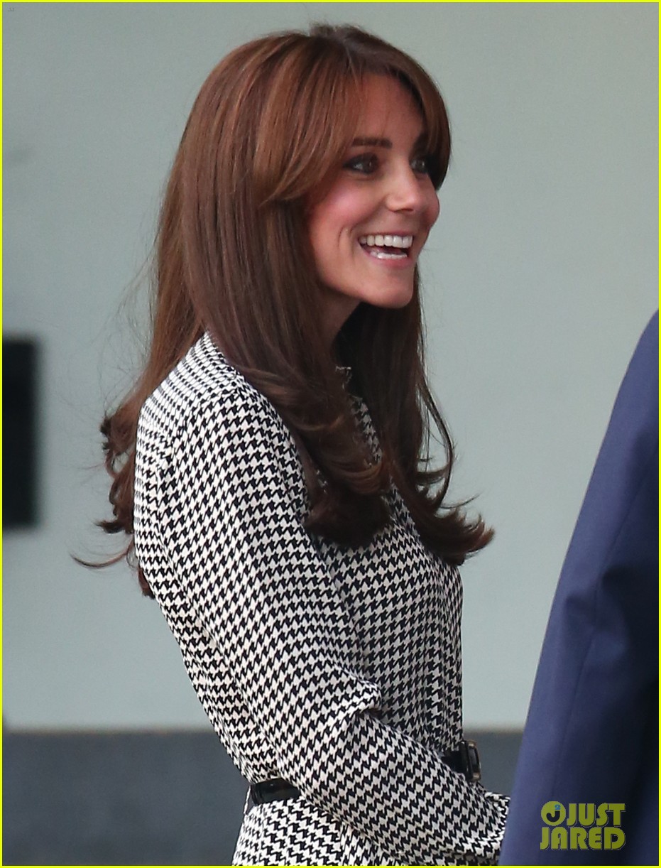 Kate Middleton Debuts Her New Bangs!: Photo 3463225 | Kate Middleton ...