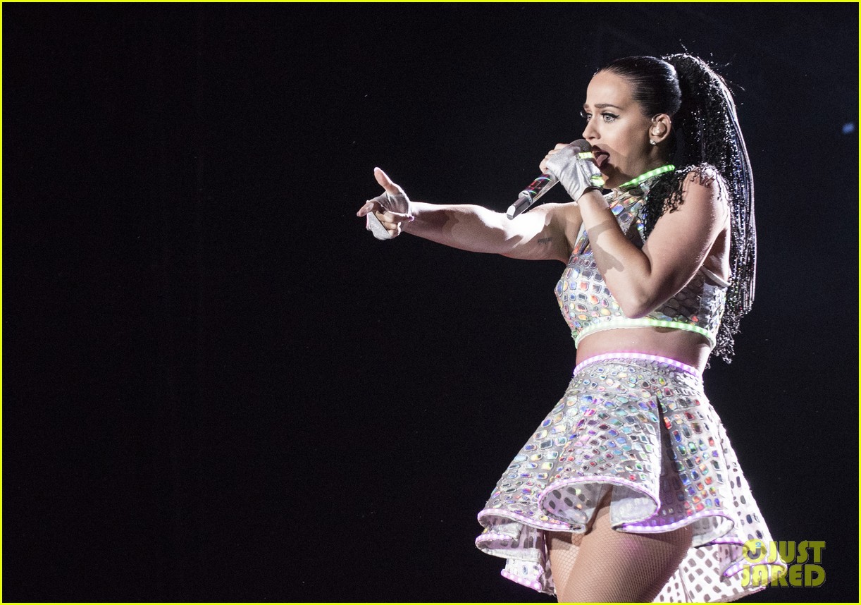 Katy Perry's Rock in Rio 2015 Full Performance Video - Watch Now ...