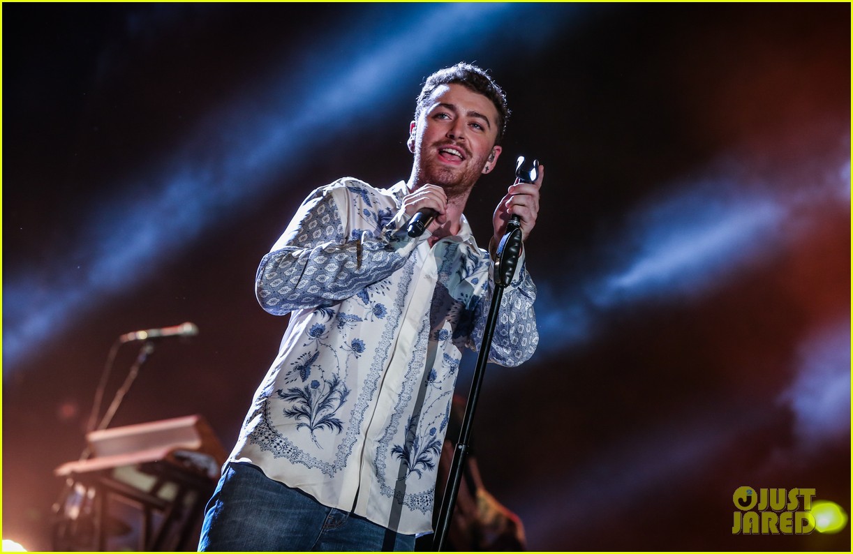 Sam Smith Rocks Out In Rio To Rihanna: Photo 3472108 | Photos | Just ...