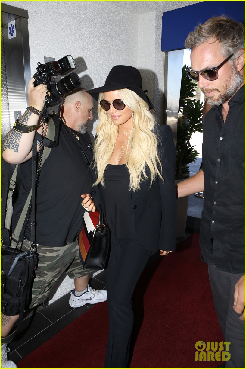 Jessica Simpson Still Has Daisy Duke's Red Boots!: Photo 3454501 | Eric ...