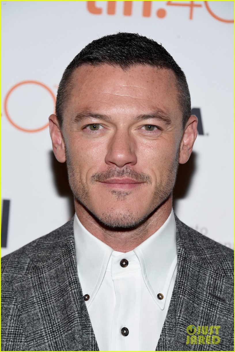 Tom Hiddleston & Luke Evans Bring the Handsome to 'High-Rise' TIFF ...