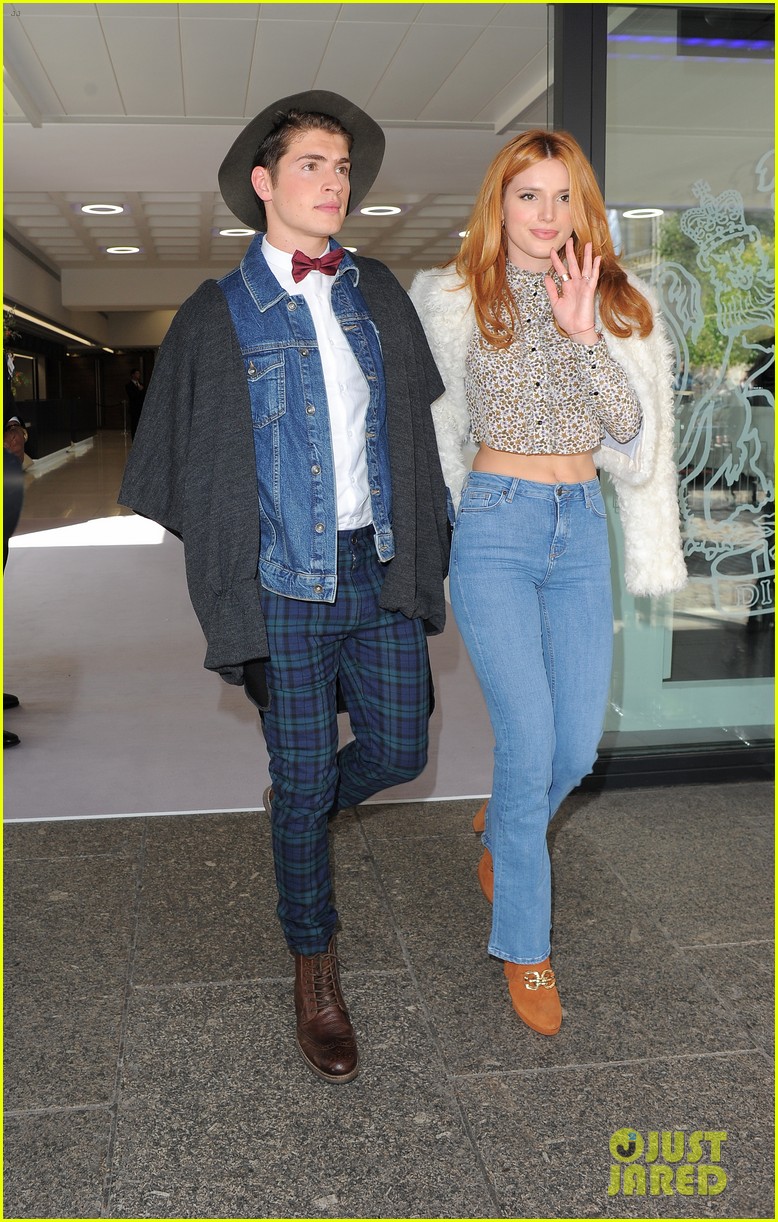 Suki Waterhouse & Bella Thorne Hit Up Topshop's Fashion Show: Photo ...