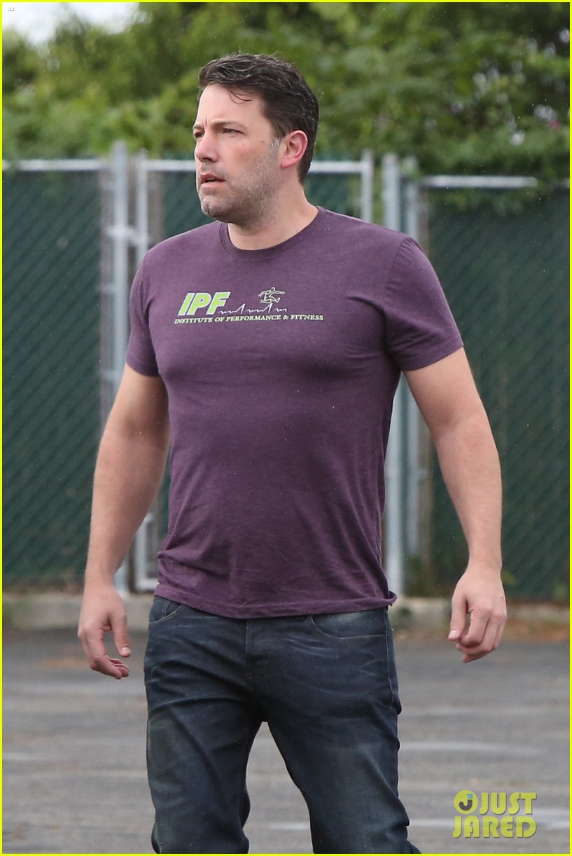 Ben Affleck Is Getting His Buff Batman Body Back!: Photo 3485803 | Ben ...