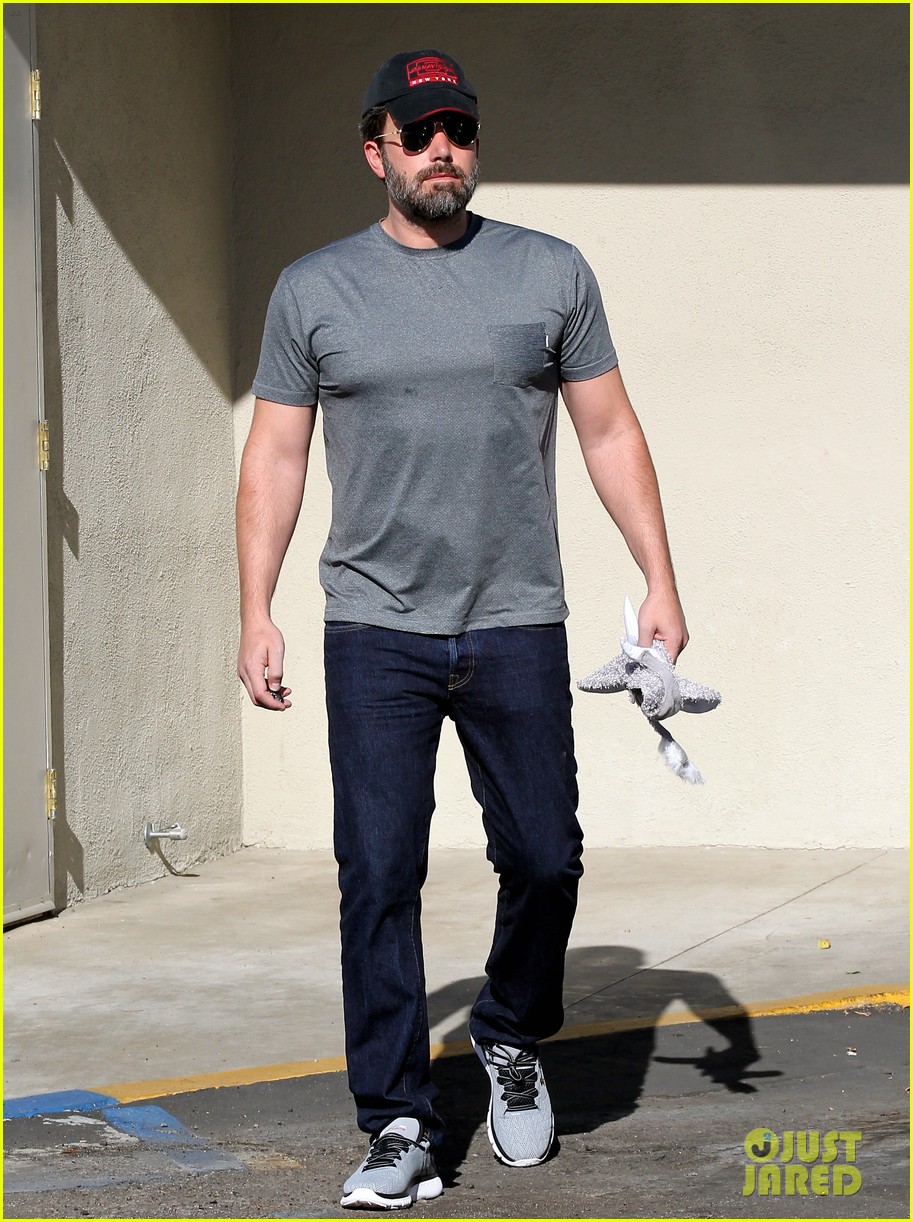 Ben Affleck Shaves Off His Scruffy Beard! (Photos): Photo 3483260 | Ben ...