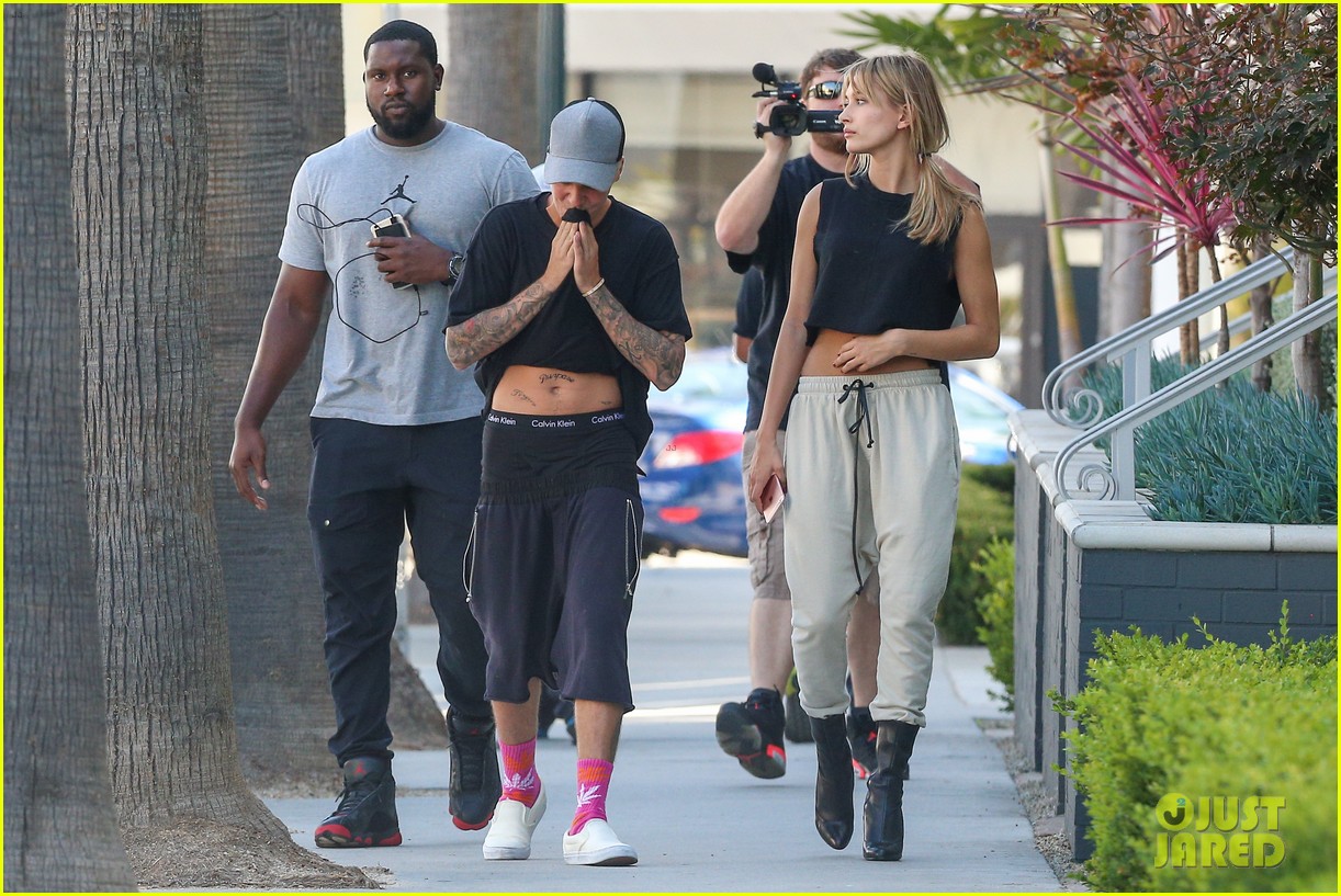 Justin Bieber Steps Out After NSFW Photos Surface: Photo 3479206 ...