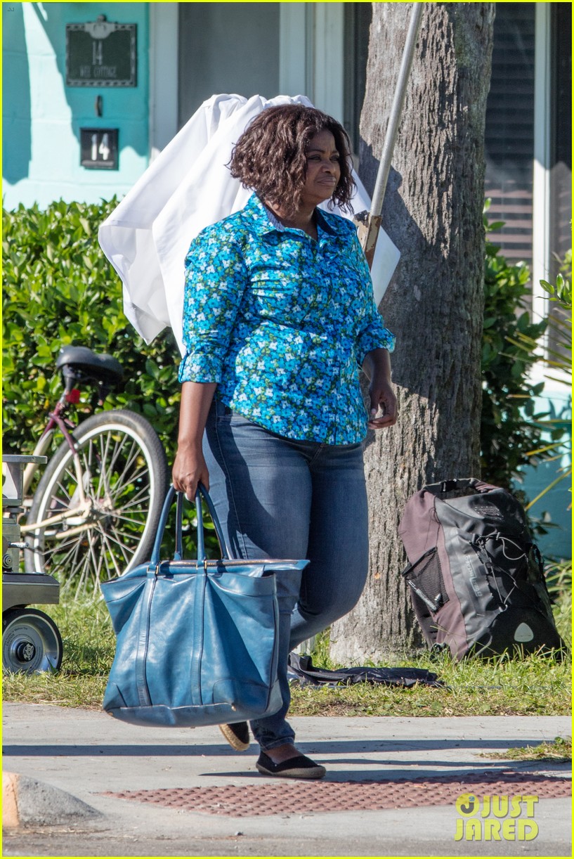 Chris Evans Get to Work on 'Gifted' with Octavia Spencer: Photo 3486108 ...