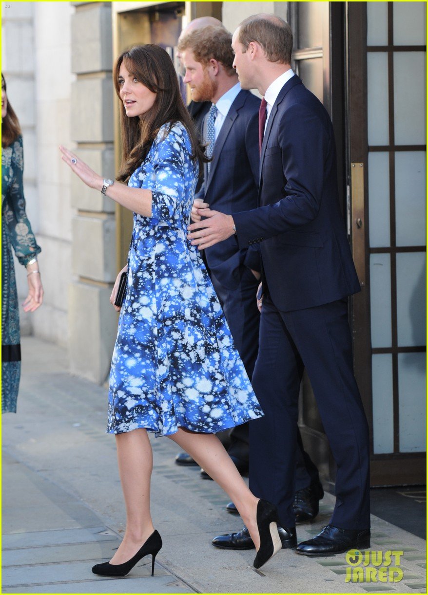 Kate Middleton Gets the Biggest Hug From These Kids!: Photo 3491633 ...