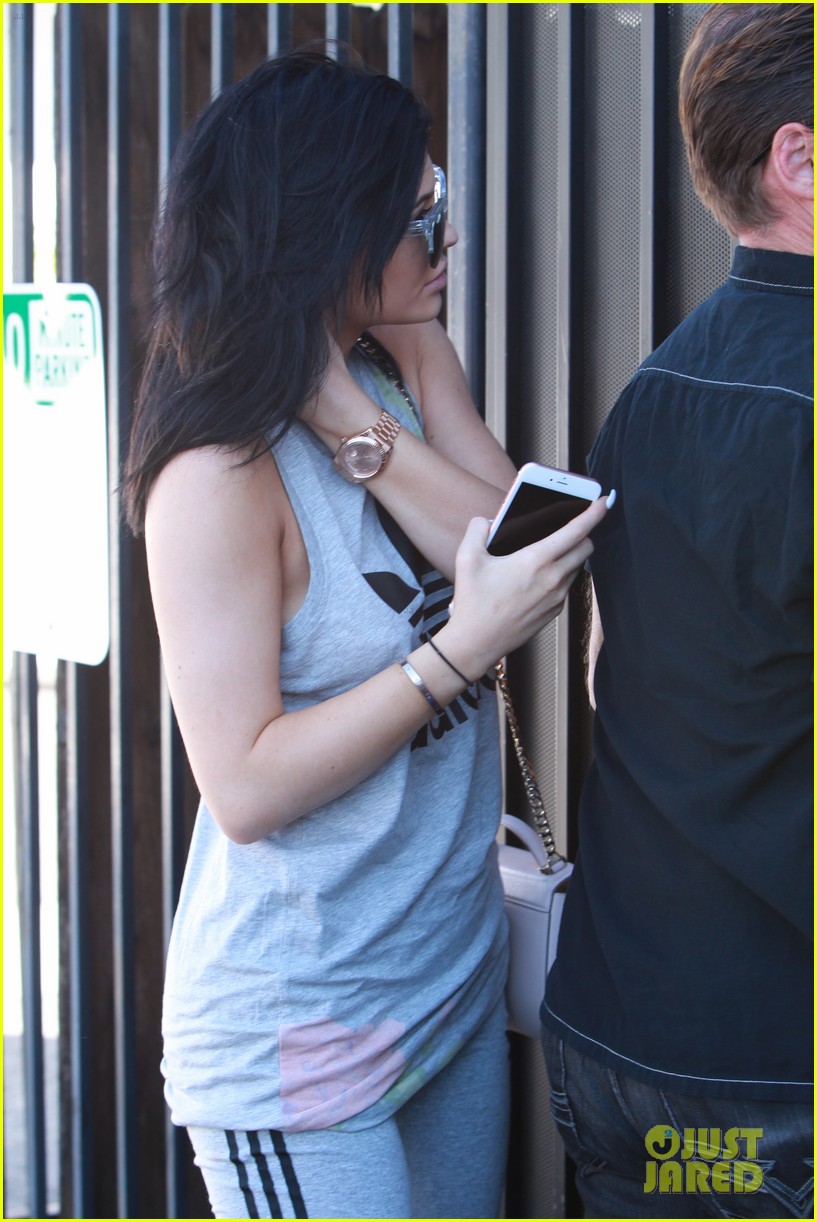 Kylie Jenner Claims Kendall Cut Off All Her Hair With Throwback Instagram Pic: Photo 3477151 ...