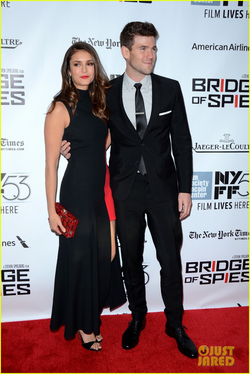 Nina Dobrev & Boyfriend Austin Stowell Make First Official Red Carpet ...