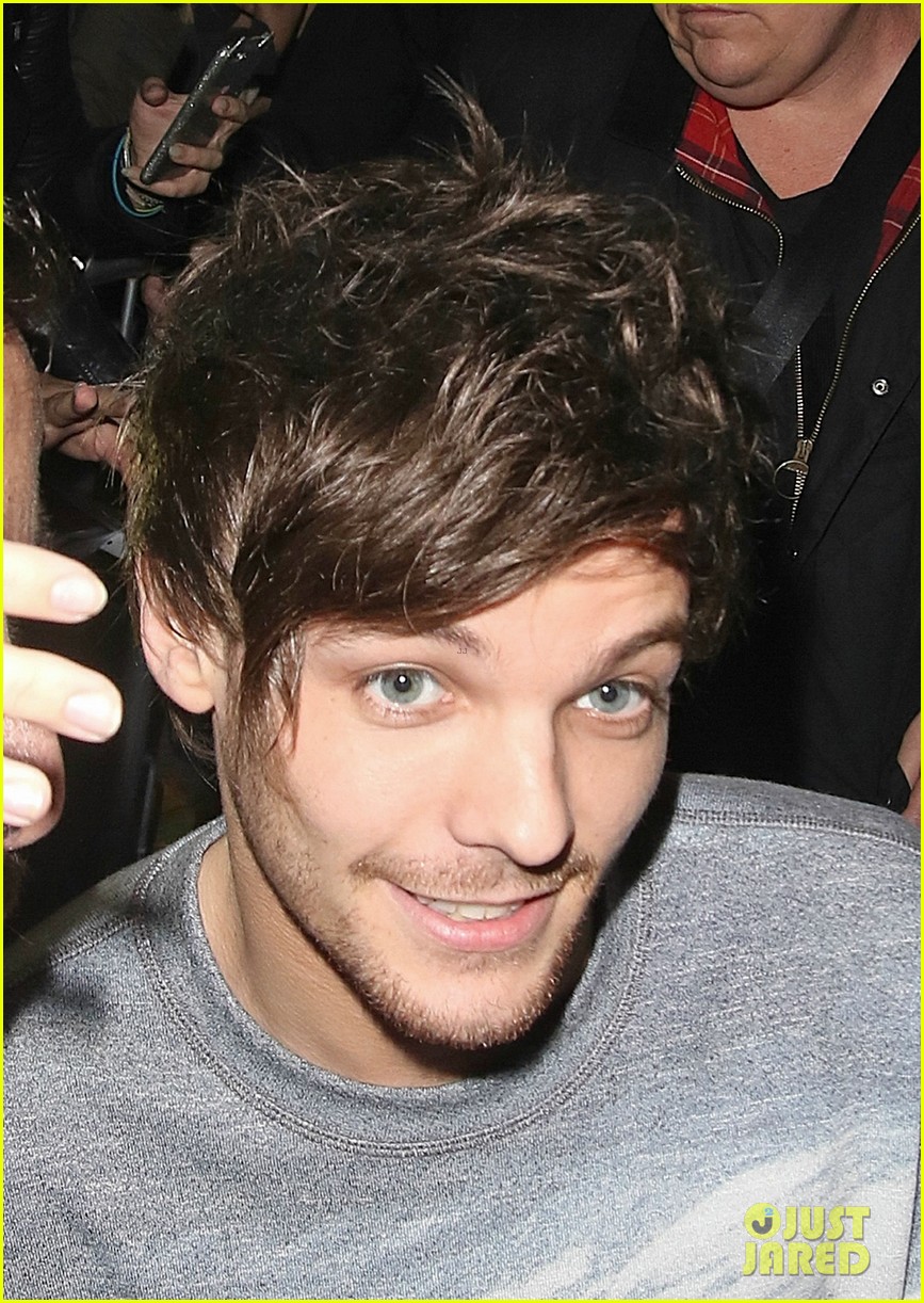 One Direction Covers Rihanna, 'Torn' & More for BBC's Live Lounge ...