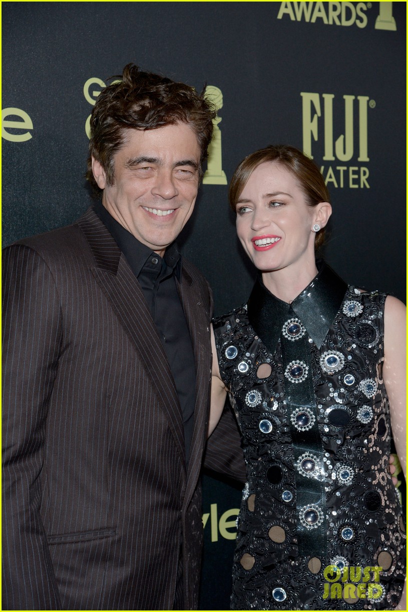 Emily Blunt Is Red Hot on the Award Season Campaign Trail!: Photo ...