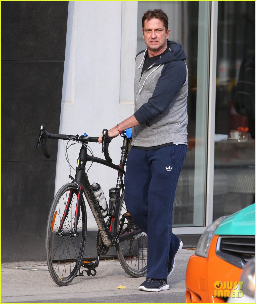 Gerard Butler's 'Headhunter's Calling' Adds Two New Actresses to the ...