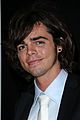 Modern Family's Reid Ewing Admits to Plastic Surgery Addiction Due to ...
