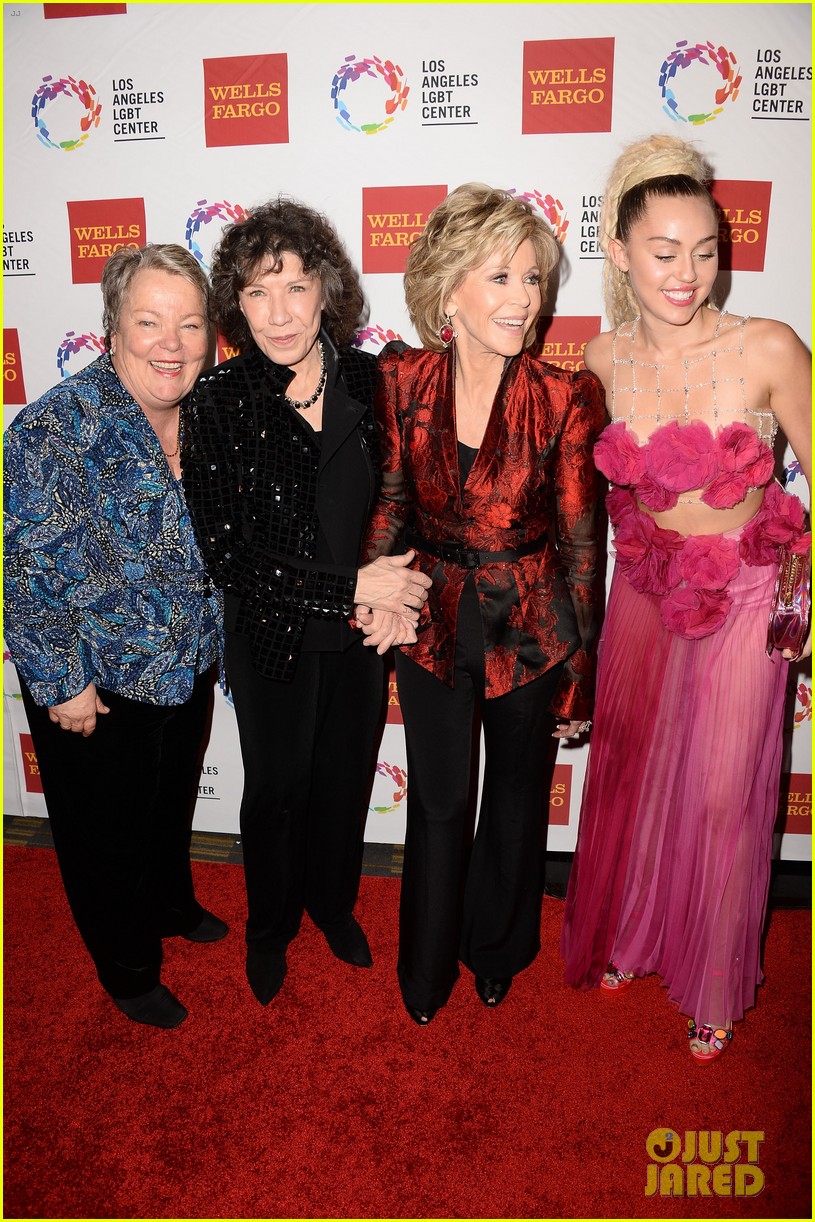 Miley Cyrus Channels a Pink Floral Mermaid at LGBT Center Vanguard ...