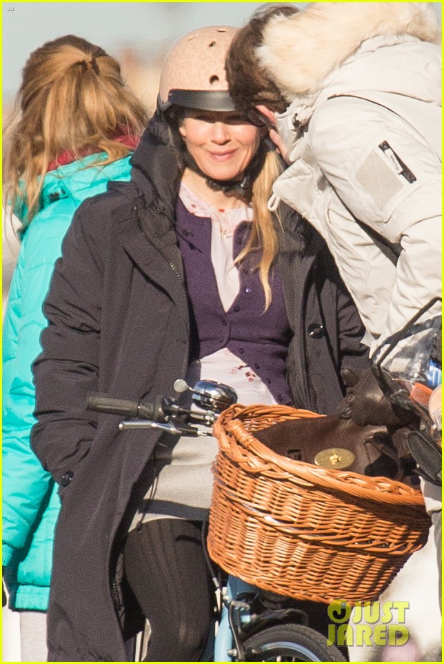Ed Sheeran Joins Renee Zellweger on Set of 'Bridget Jones's Baby ...