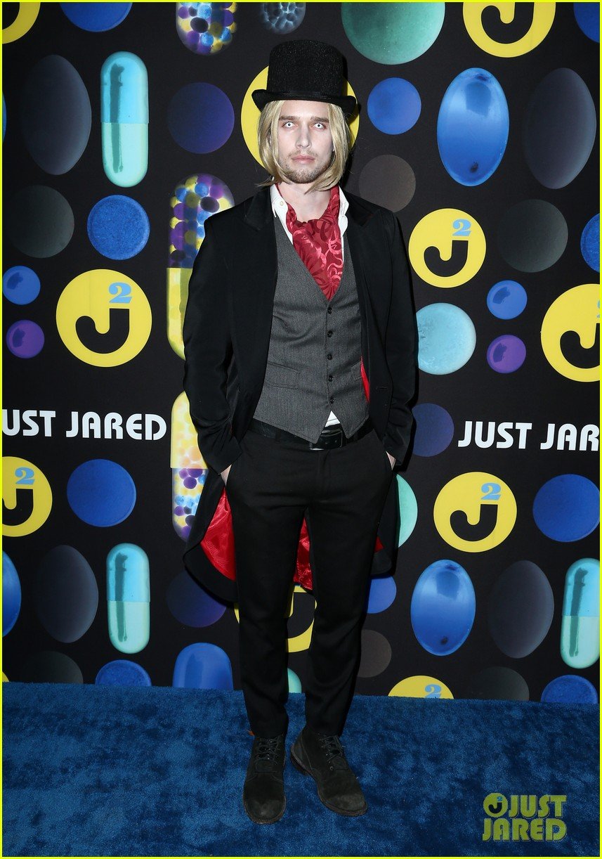 Mark Salling Dresses as Jared Eng at the JJ Halloween Party!: Photo ...
