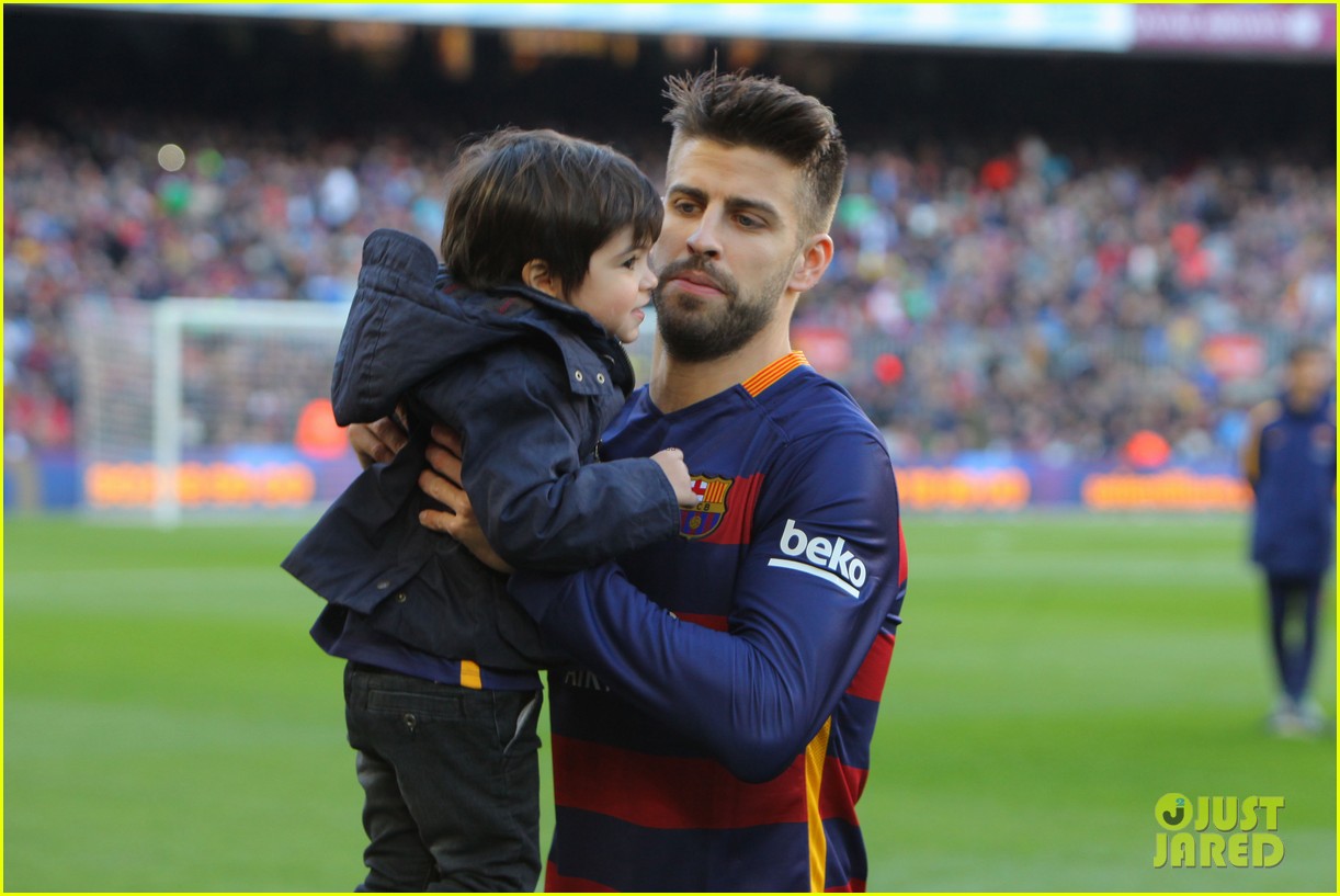 Gerard Pique Y Milan 2014 Home Shakira Says Marriage To Boyfriend