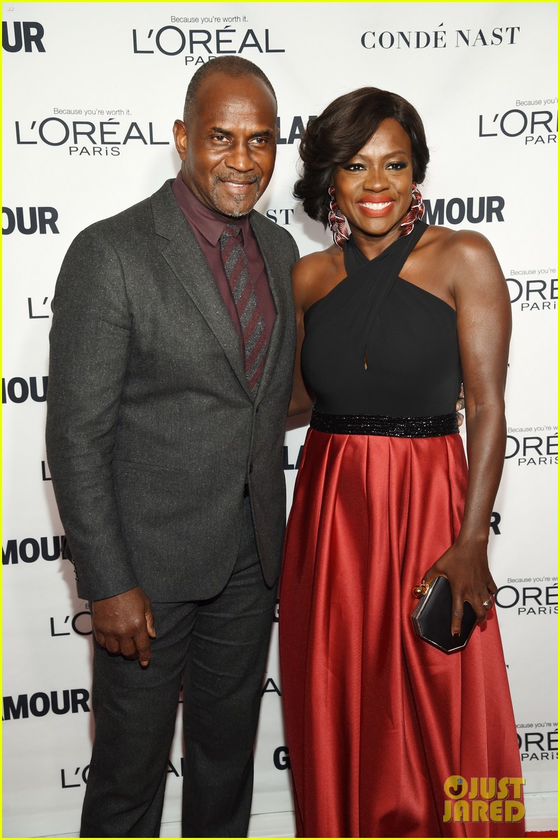 Viola Davis & Uzo Aduba Go Glam for Glamour's Women of the Year Awards ...