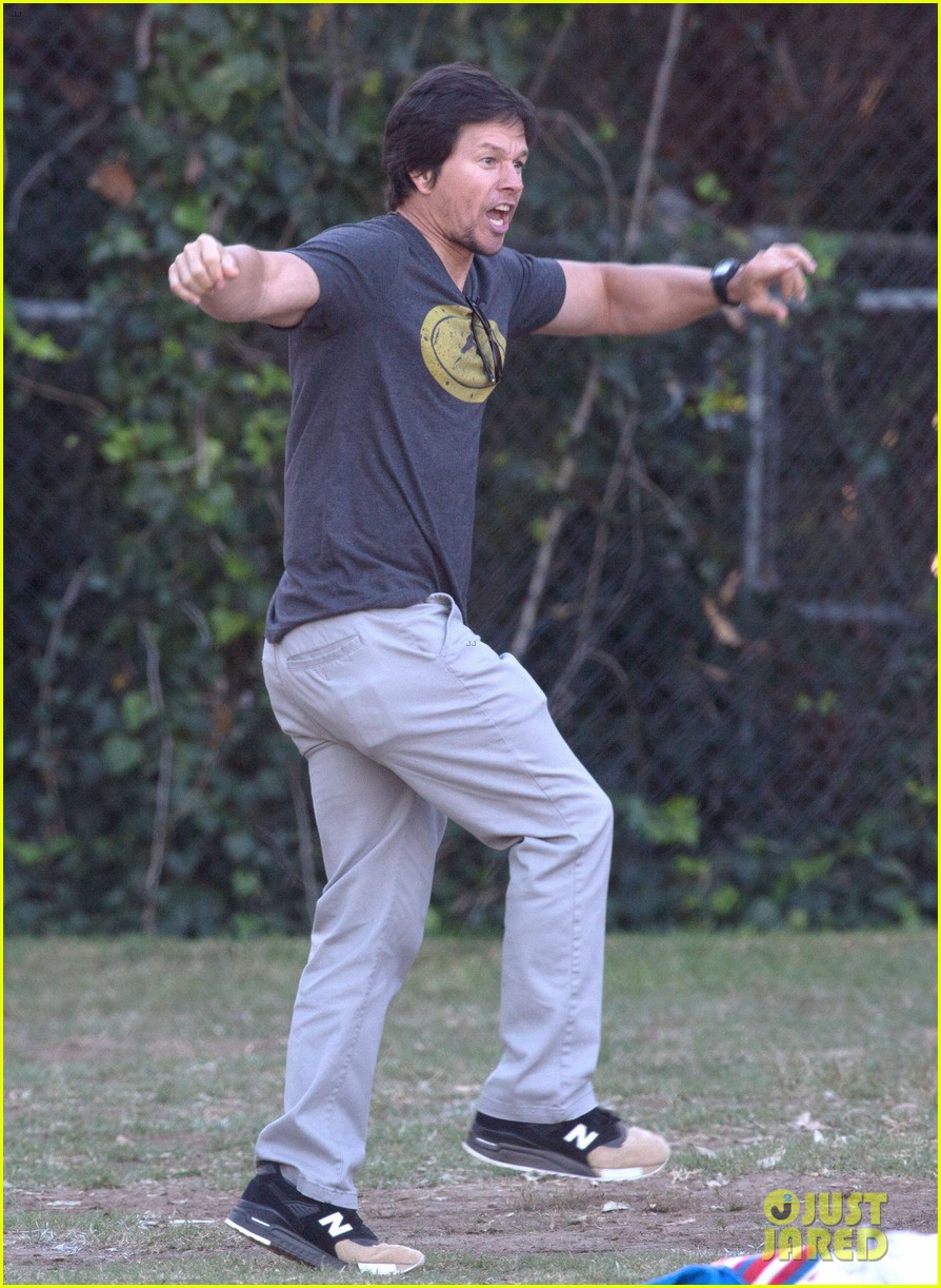 Mark Wahlberg Cheers On His Son at Soccer Game: Photo 3503959 | Mark ...
