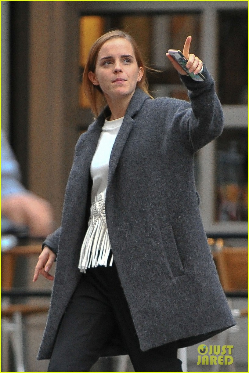 Emma Watson Grabs a Big Apple Lunch with Two Friends: Photo 3499017 ...