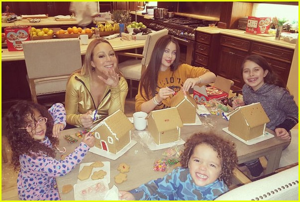 Mariah Carey Is Spending Christmas with the Kids, Nick Cannon, & James ...