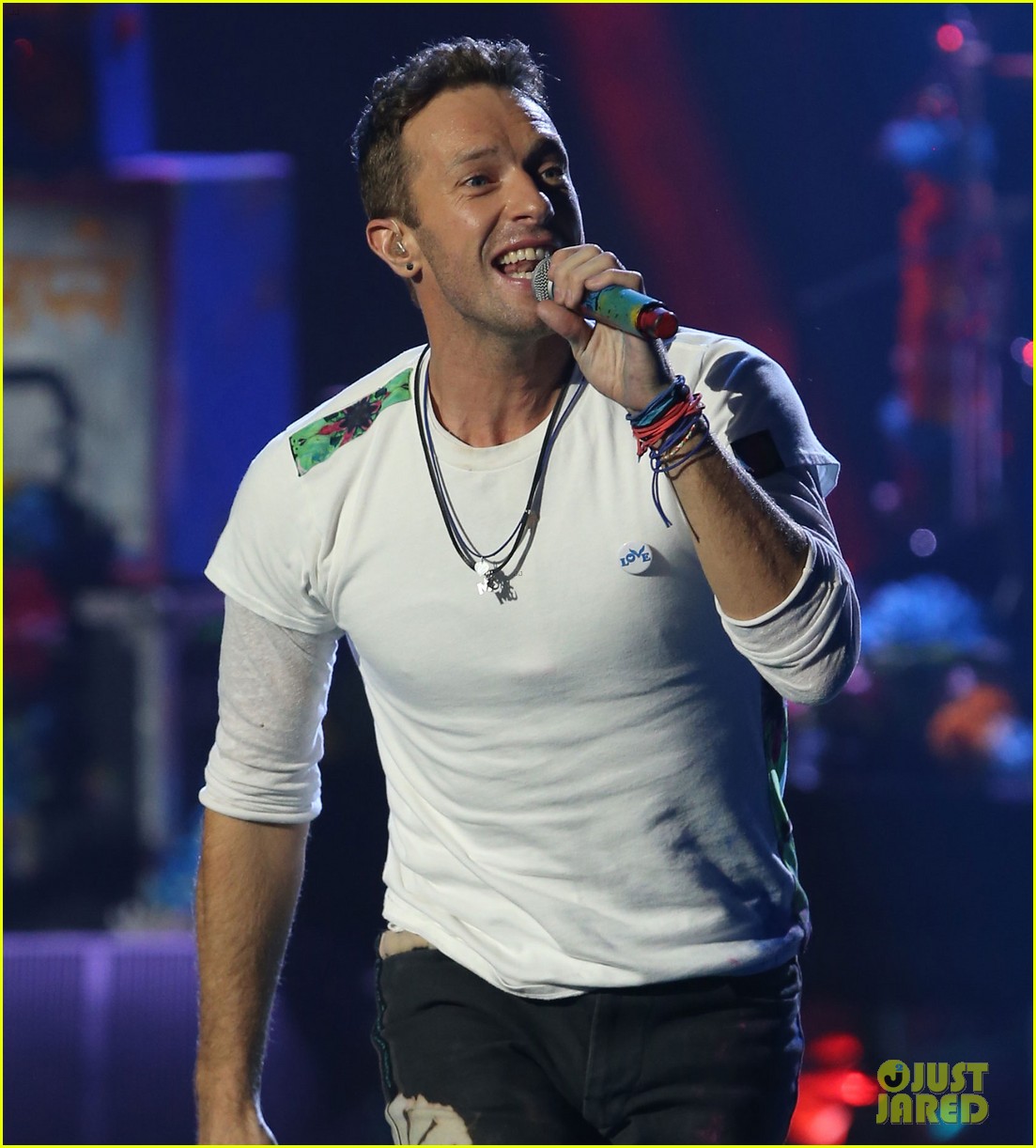 Coldplay Sings 'Adventure of a Lifetime' on 'X Factor UK' (Video ...