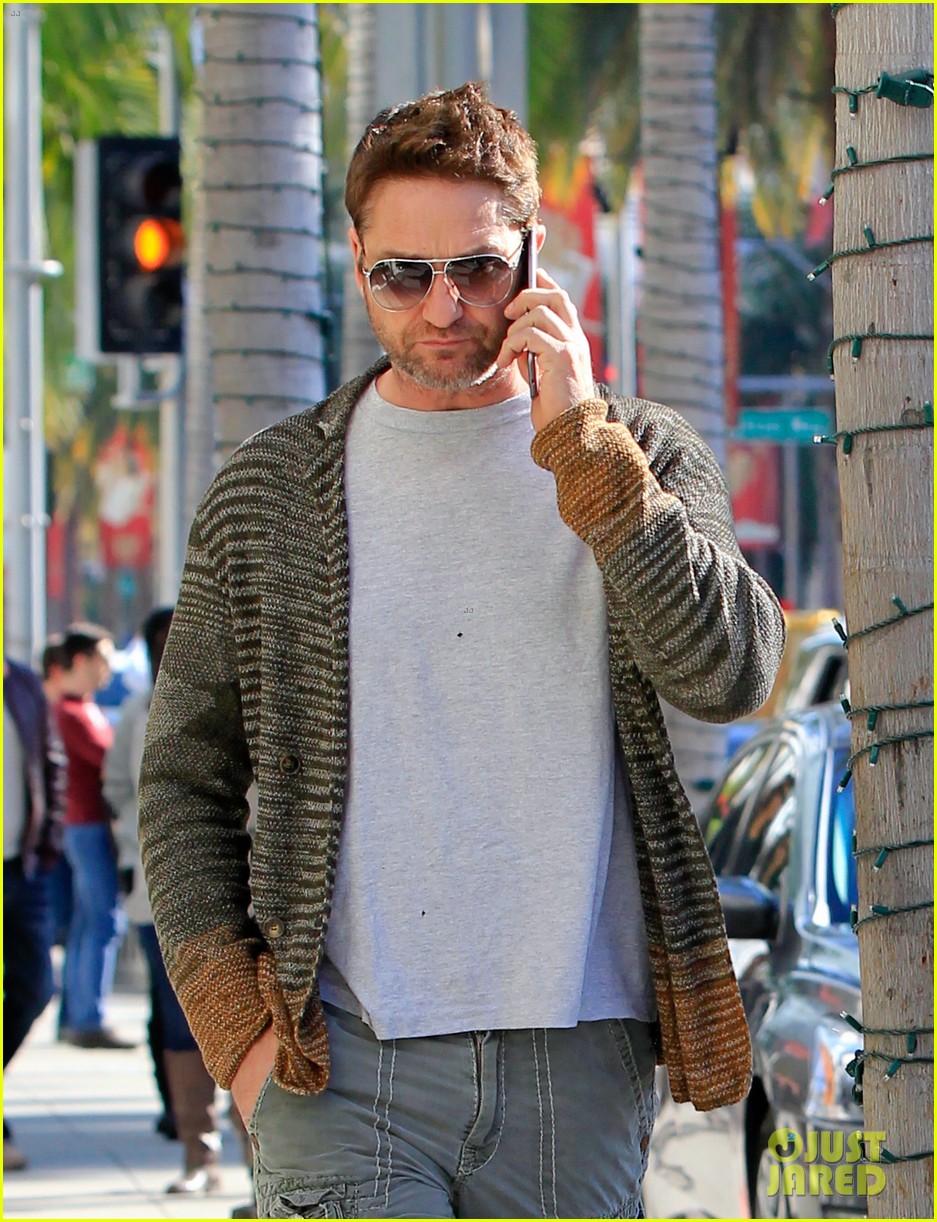 Gerard Butler Steps Out Amid Recent Social Media Silence: Photo 3540500 ...