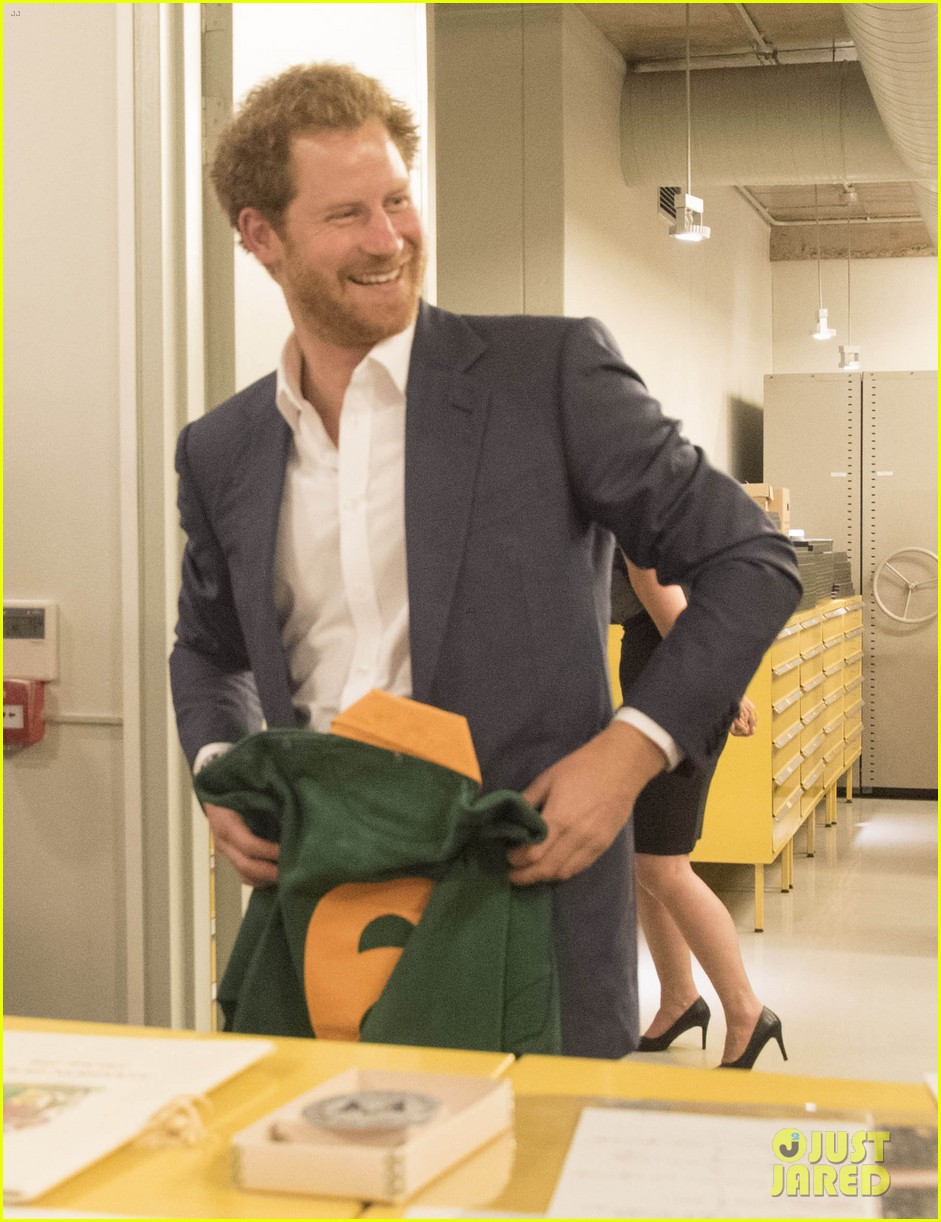 Prince Harry Ends South African Tour with Special Tribute to Nelson ...