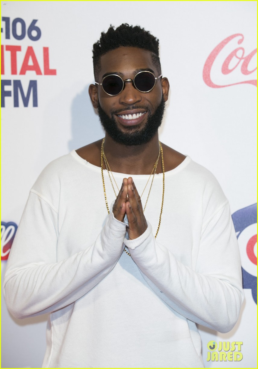 Jason Derulo & Little Mix Perform 'Secret Love Song' at London Jingle ...