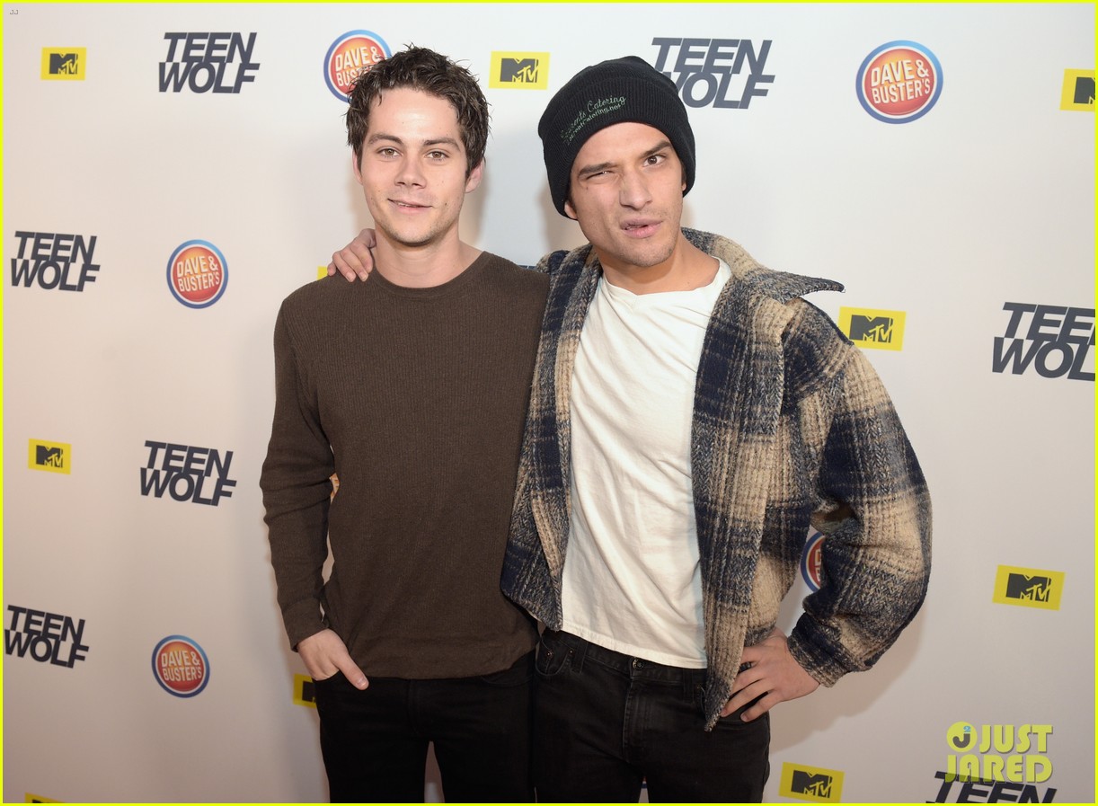 Dylan O'Brien & Tyler Posey Buddy Up At 'Teen Wolf' L.A. Premiere Party ...