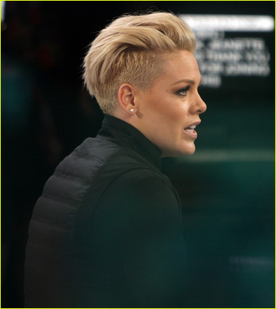 Pink Becomes UNICEF Ambassador & Joins Fight to End Malnutrition: Photo ...
