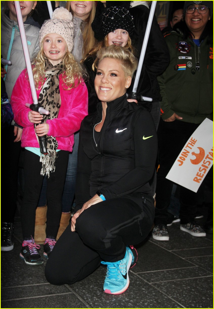 Pink Becomes UNICEF Ambassador & Joins Fight to End Malnutrition: Photo ...