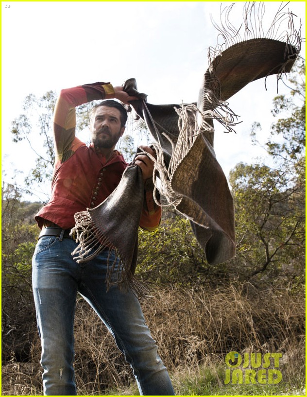 Charlie Weber Shows Some Skin for 'Da Man' Magazine: Photo 3536972 ...