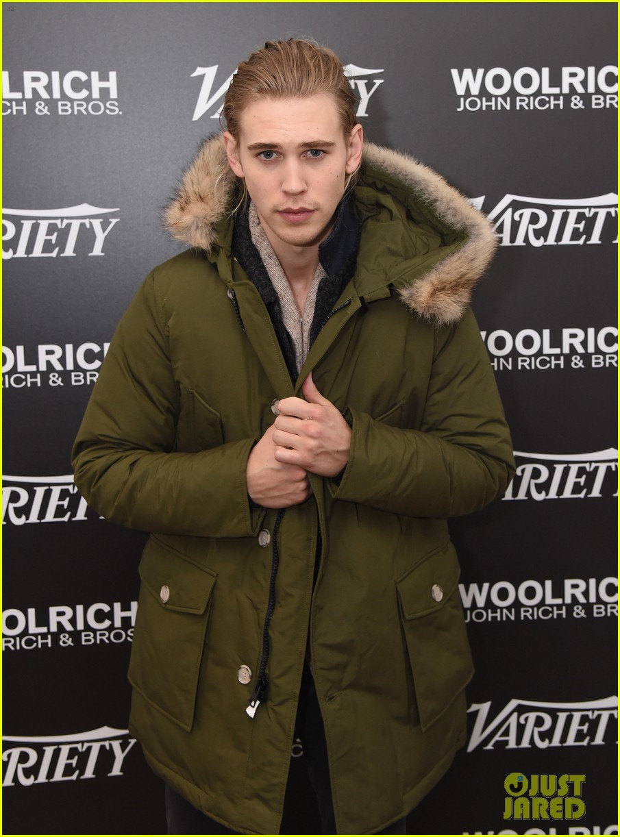 Austin Butler & Tyler Posey Buddy Up At 'Yoga Hosers' Sundance 2016 ...
