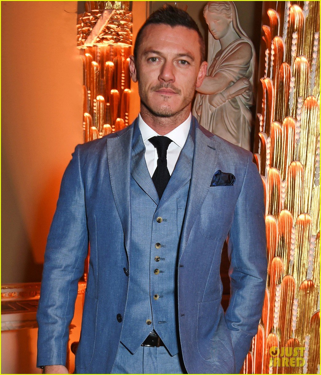 Luke Evans & David Gandy Kick Off London Collections: Men: Photo ...