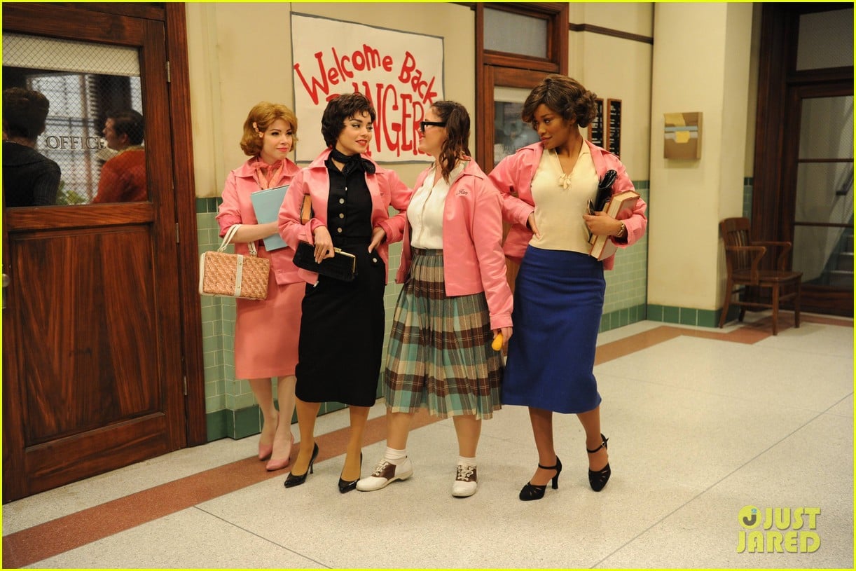 Vanessa Hudgens' Boyfriend Austin Butler Was in Audience for 'Grease ...