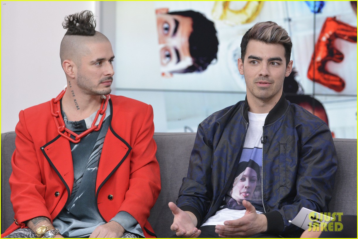 Joe Jonas Shares His Love For Matthew McConaughey: Photo 3558172 | Joe ...