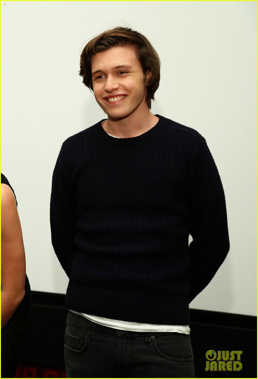 Alex Roe & Nick Robinson Hit Up 'The 5th Wave' Just Jared Screening ...