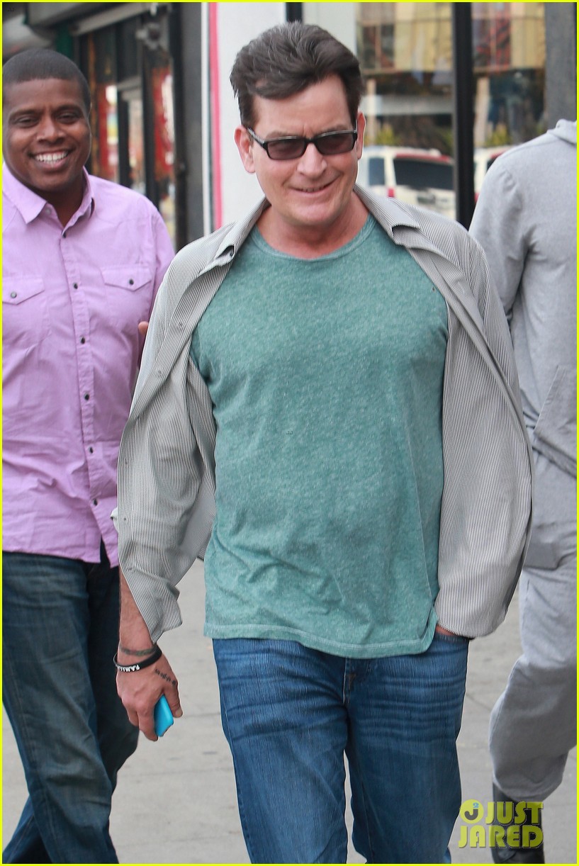 Charlie Sheen Says Too Much Partying Led to 'Manic Behavior': Photo ...